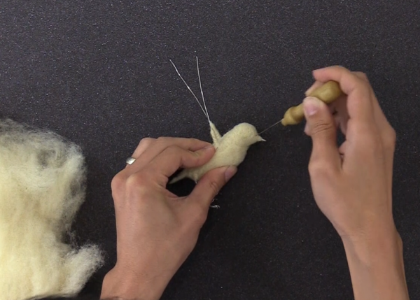 Needle Felting an Open Winged Bird – Felting Tutorials