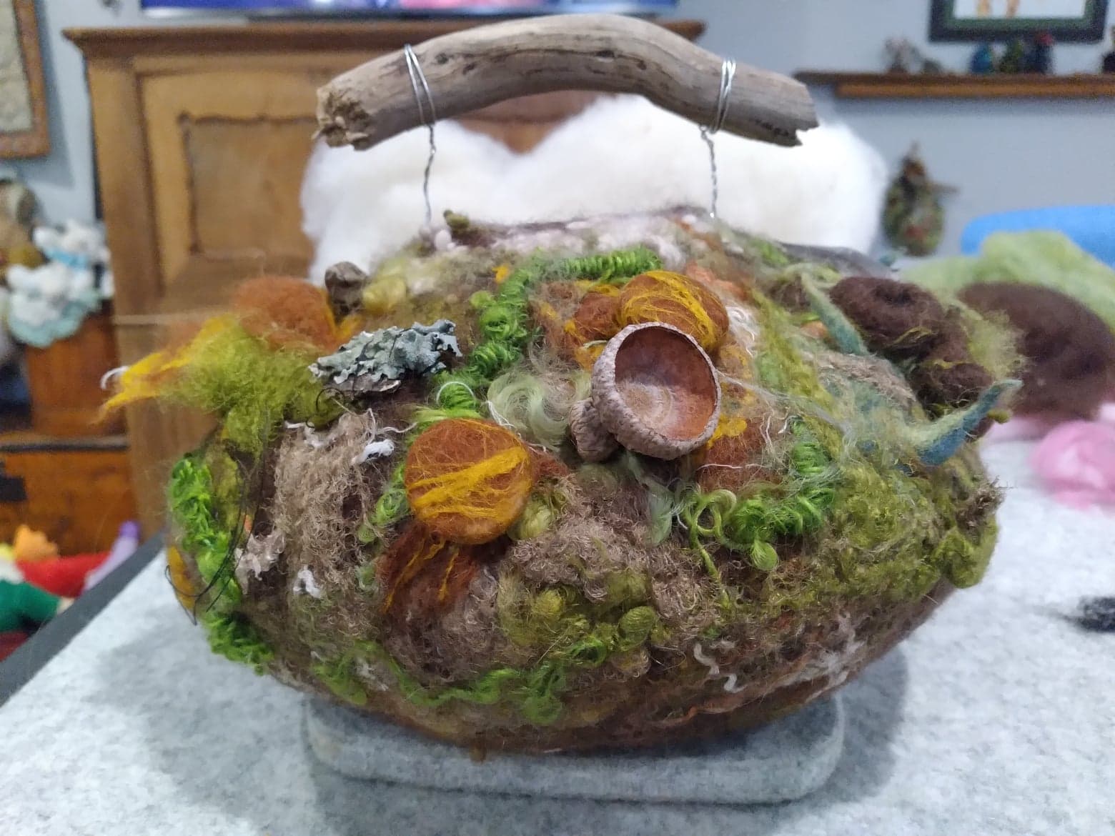 Woodsy Vessel – Felting Tutorials