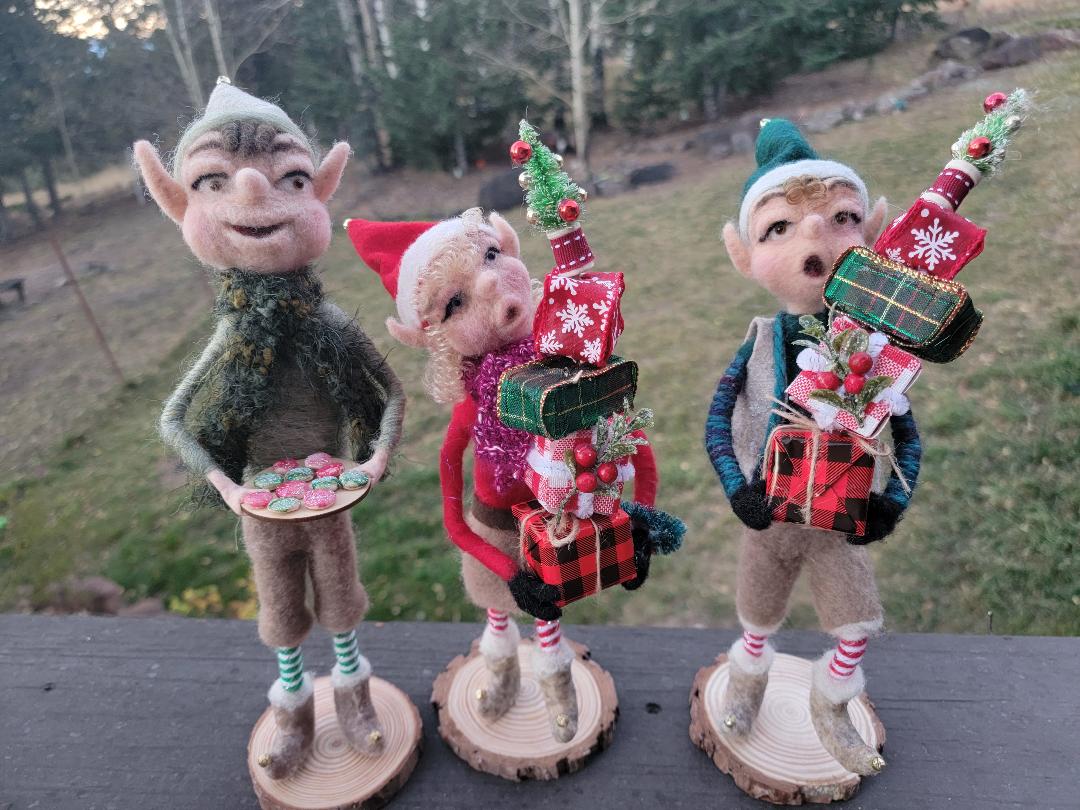 Busy Christmas Elves – Felting Tutorials