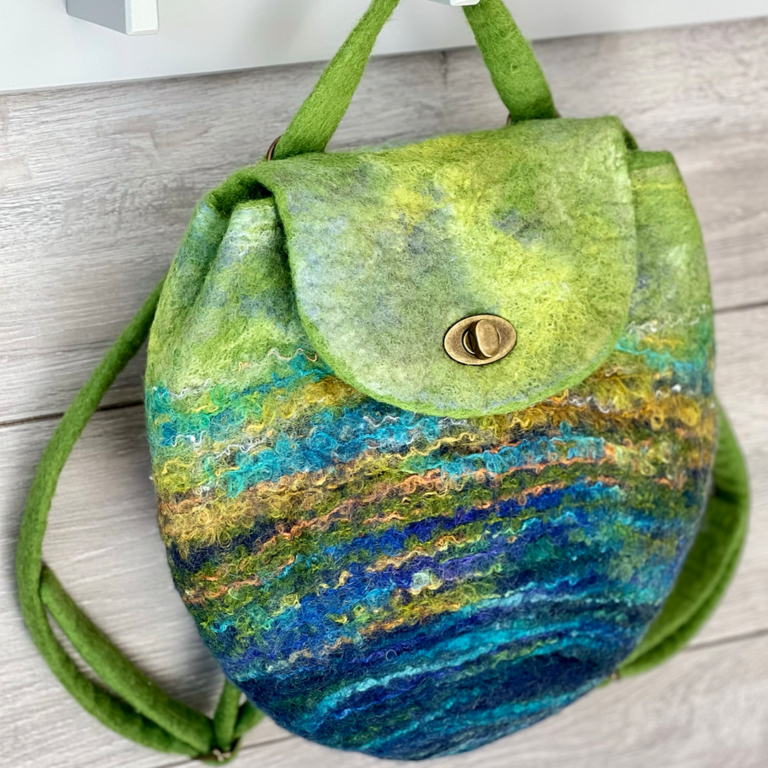 Backpack on a Ball – Felting Tutorials