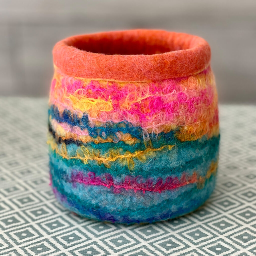 Wet Felting a Bowl on a Ball – Felting Tutorials